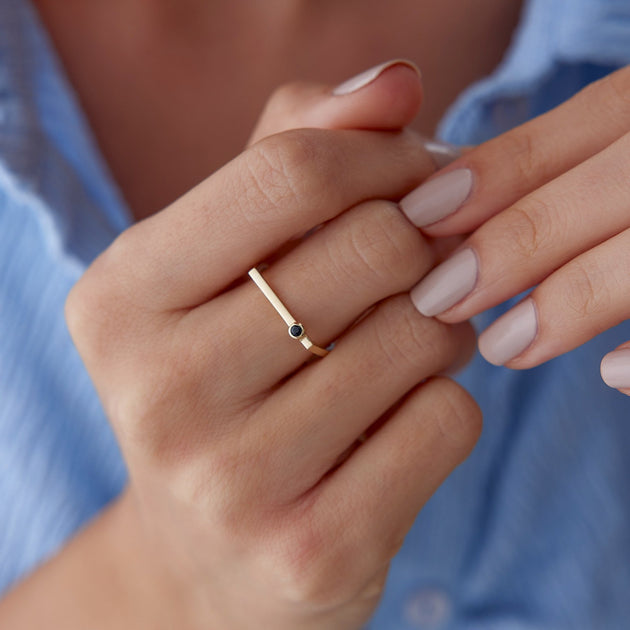 YZ517-BlackStoneLineRing_1200x630.jpg?v=1717625871